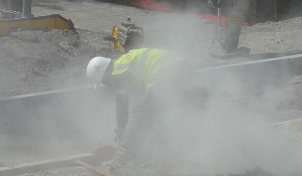 How to Solve the Dust Problem on Stone Crusher Plant