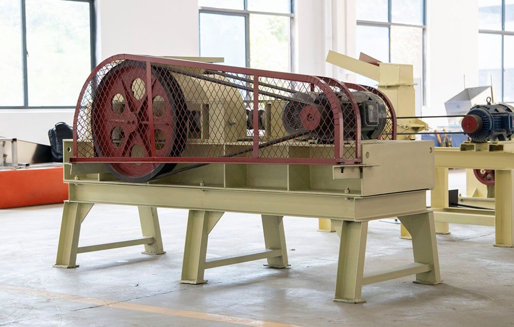 Small Construction Waste Brick Slag Crushers • JXSC Rock Crusher